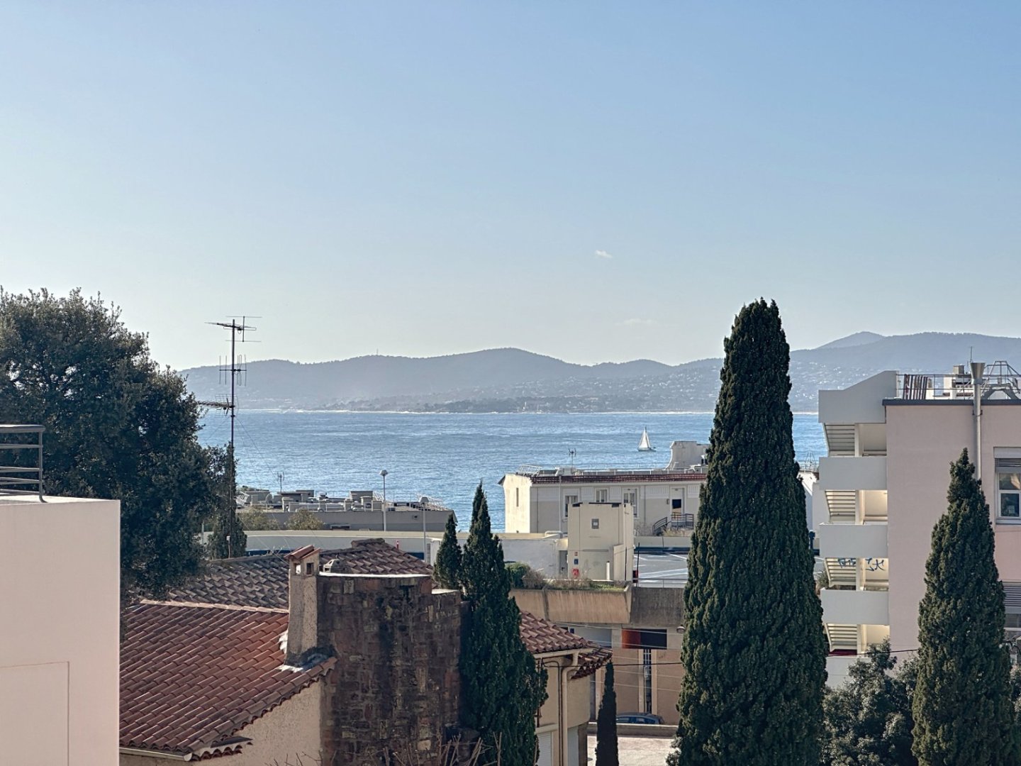 Type 3 vue mer : Properties ST RAPHAEL | 2 real estate agencies in the ...